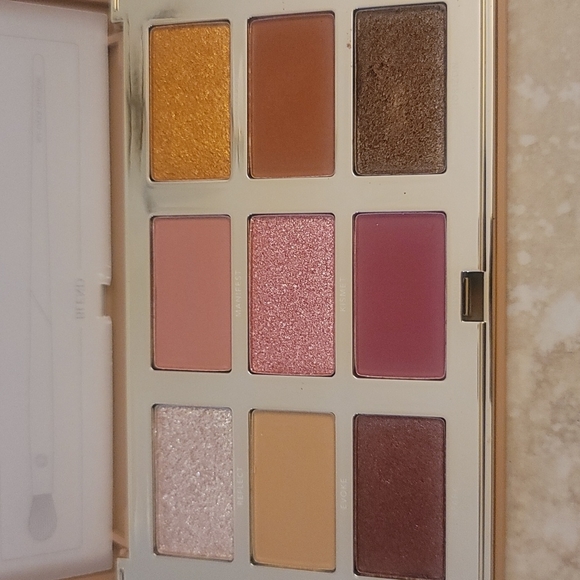 complex coulture | Makeup | Eyeshadow Palette Shimmer | Poshmark